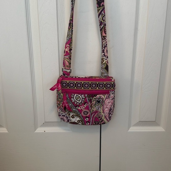 Vera Bradley | Bags | Vera Bradley Pink Paisley Crossbody Bag | Poshmark